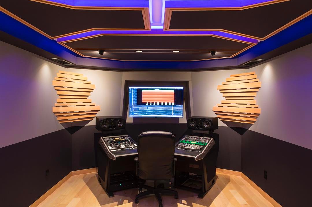 INTERVIEW – Multi-Platinum Audio Engineer Erik Reichers – Vanguard ...